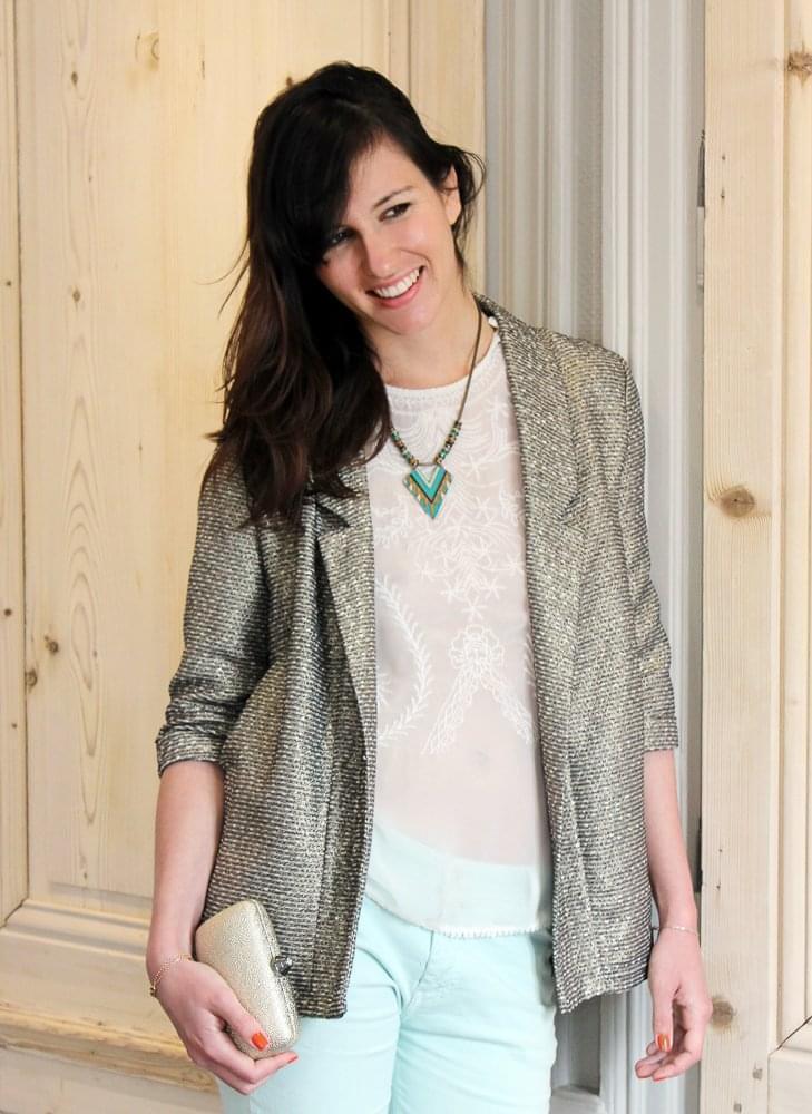 Lisa, Lyon - Inside Closet